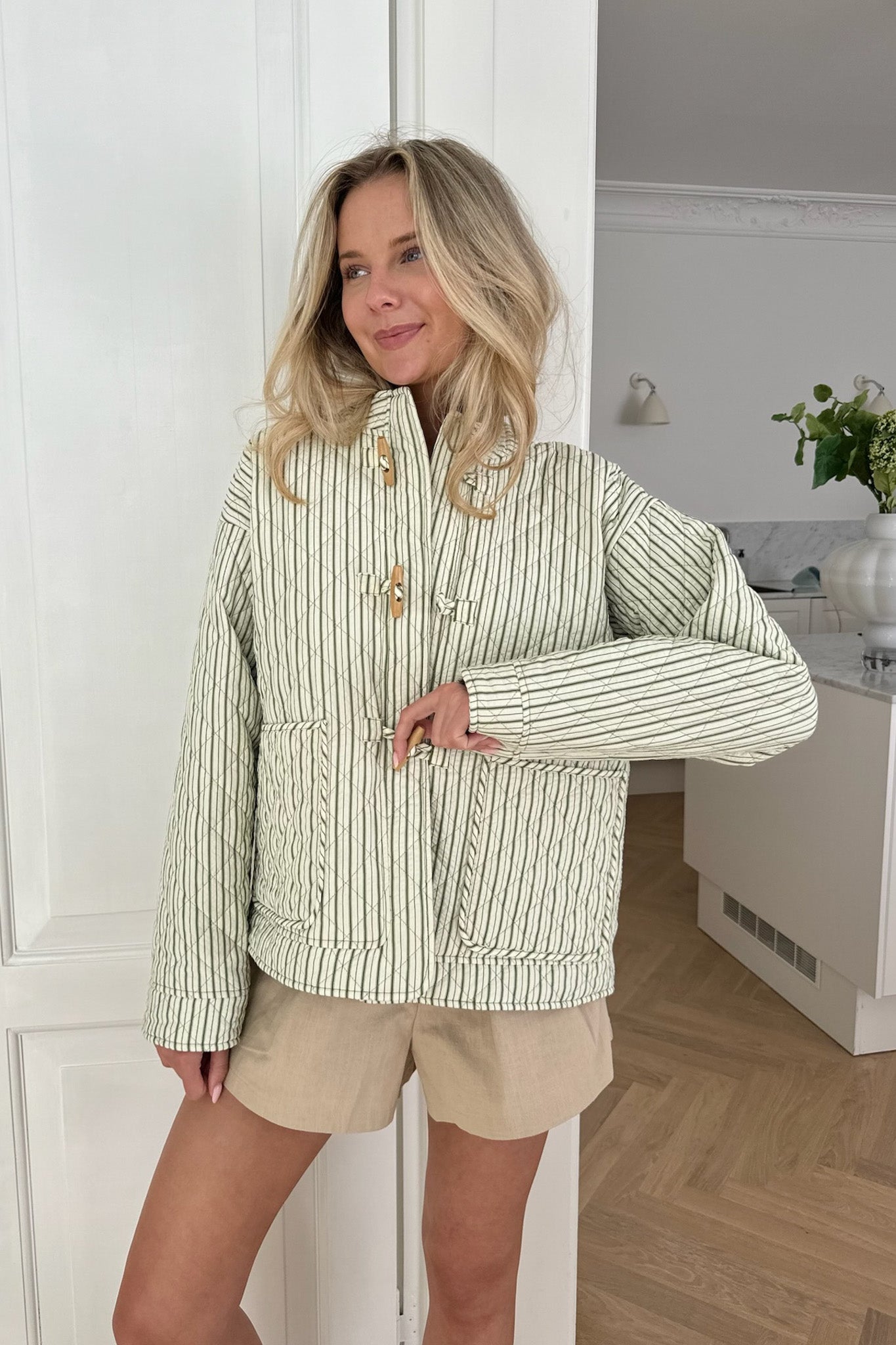 BYIC - Emmaic Quilted Jacket Green Stripe - Smuk