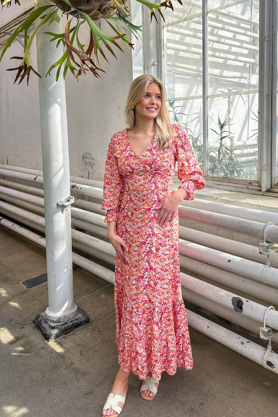 American Dreams - Koko Dress Long Closed Back Long Sleeves Red Flower ...