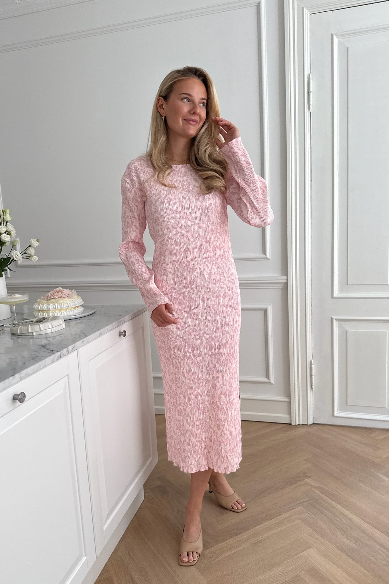 BYIC - Oda Dress Light Pink Floral - Smuk