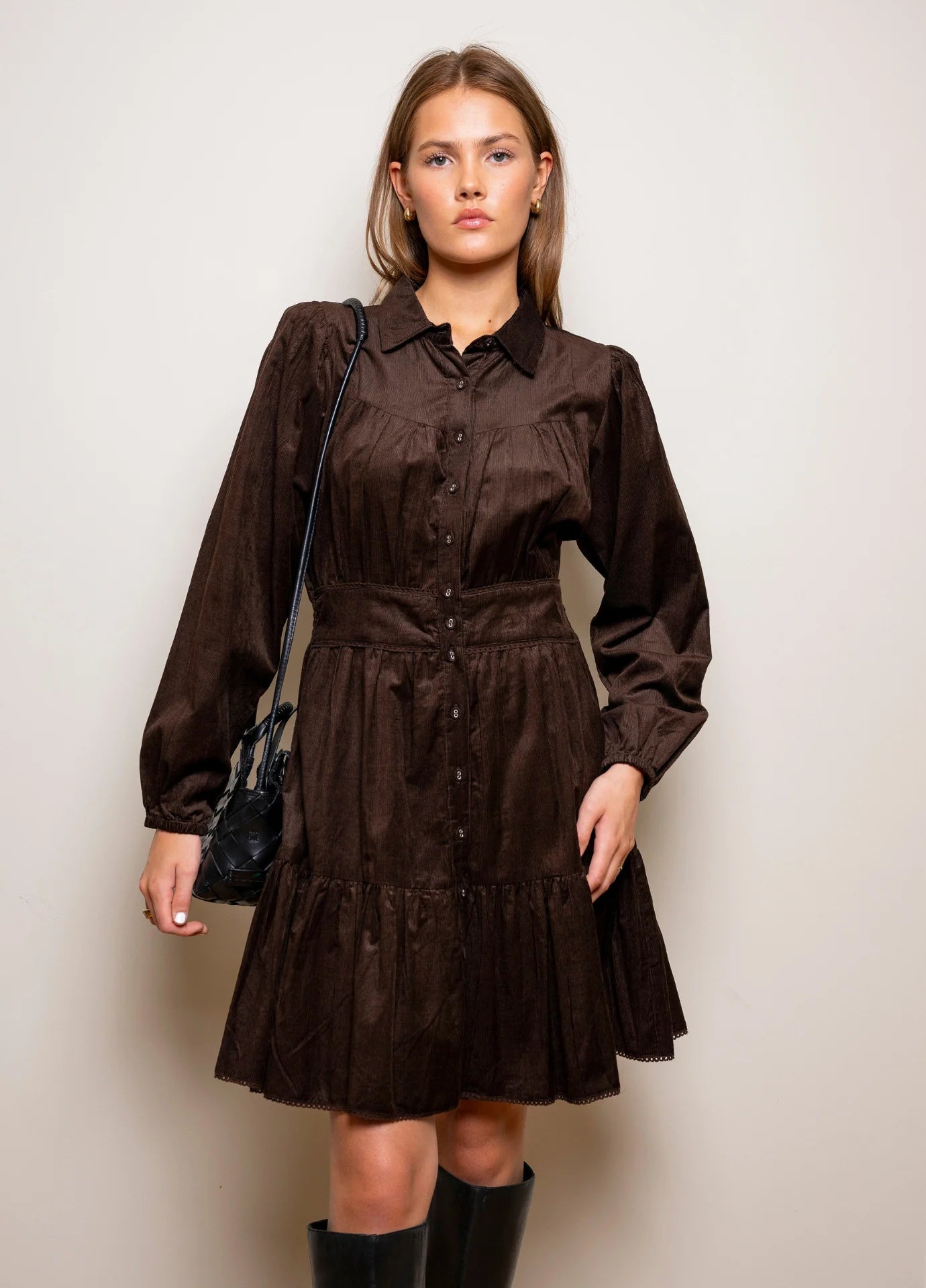 MISSMAYA - Vicky Dress Dark Mocha Corduroy - Smuk