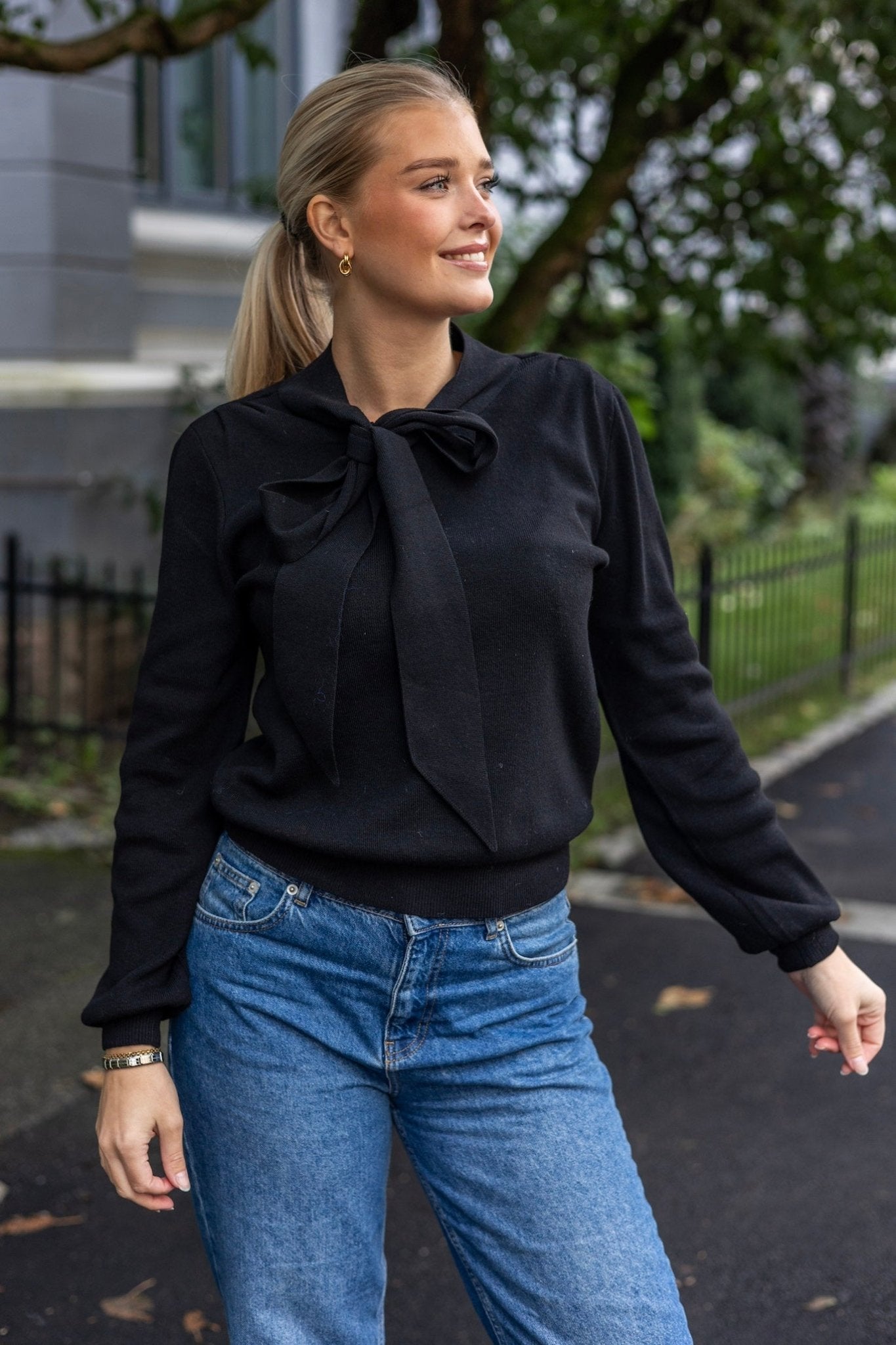 YAS - Yasassi Ls Bow Knit Pullover Black - Smuk